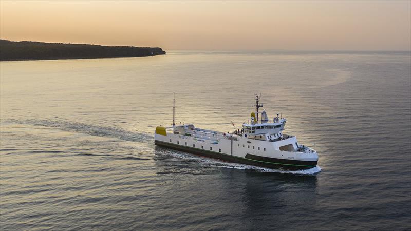 Fully-electric Ellen ferry establishes world-record 90-kilometer voyage ...