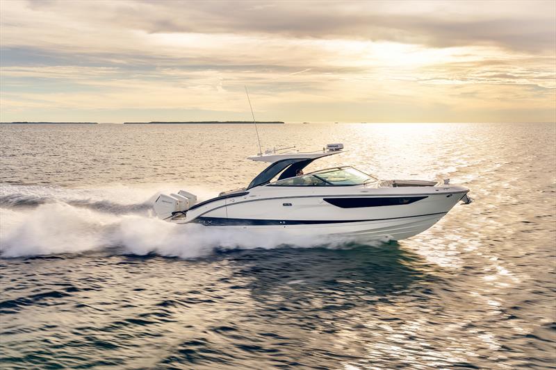 Sea Ray unveils the all-new SLX 360 Outboard at CES® 2026, redefining ...